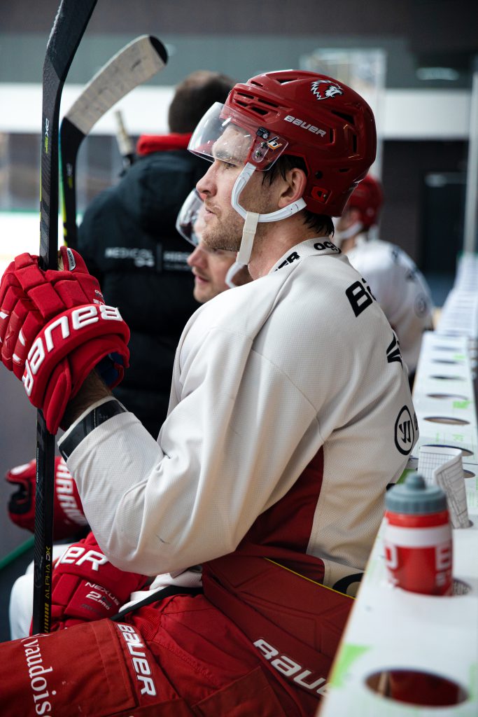 Premier entraînement pour Alexandre Grenier à la Vaudoise aréna ...