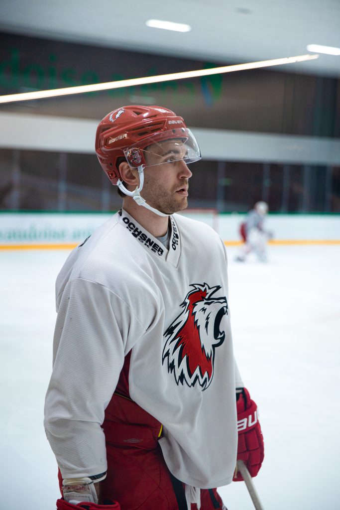 Premier entraînement pour Alexandre Grenier à la Vaudoise aréna ...